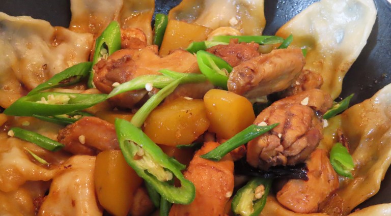 Ground Pot Chicken (地锅鸡 Di Guo Ji) | Cooking For Fun